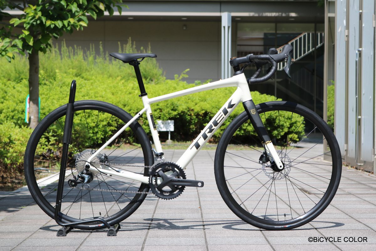 TREK DOMANE(ドマーネ) AL4 Gen4から、綺麗なEra White(エラホワイト)が入荷しております！ | 奈良・京都のロード ...